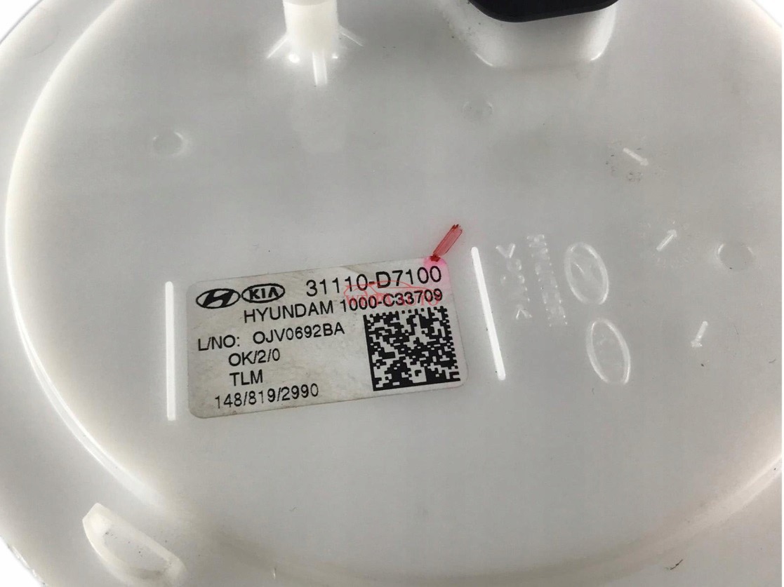 Fuel Pump Module Assembly 31110-D7100 For KIA Sportage 31110D7100 ...